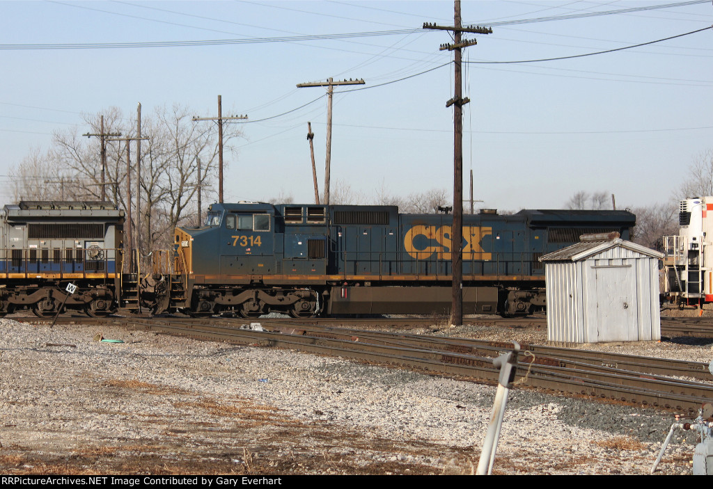 Southbound CSX 7314